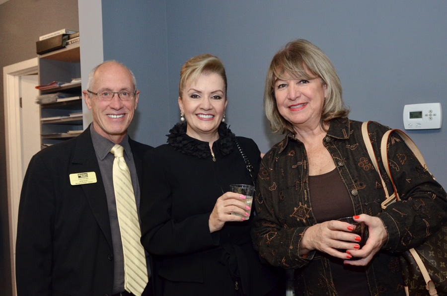 034 Ron Ruby Louisa Azizi Graciela Sandez JPG - Chicago Agent Magazine