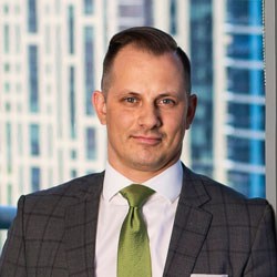 Ryan Casper - Chicago Agent Magazine