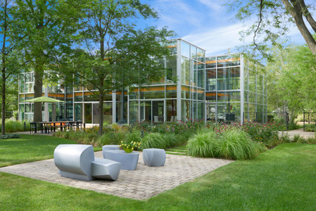 The Glass House - Chicago Agent Magazine