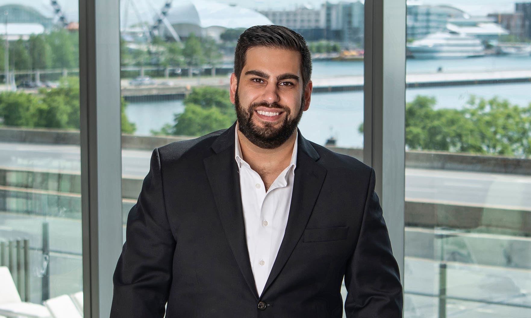 Alex Menoni - Chicago Agent Magazine