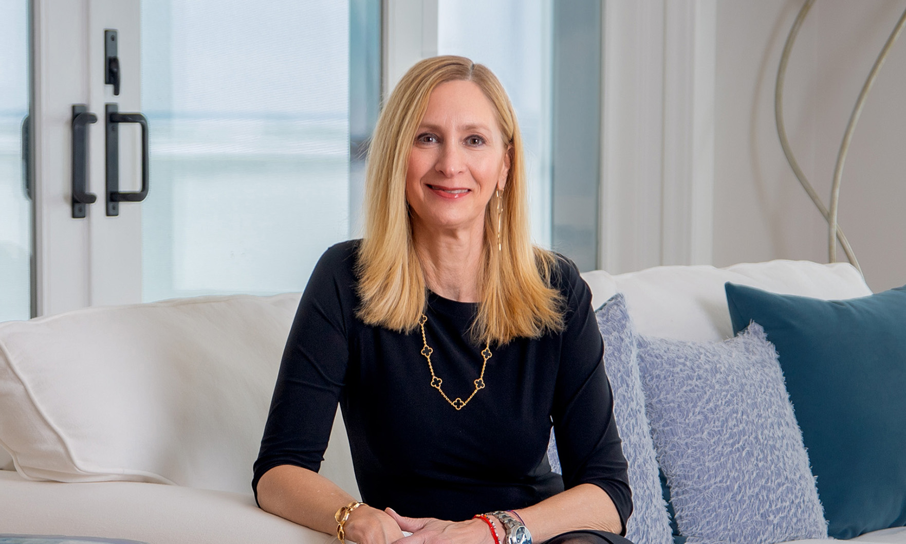 Jen Lewis - Chicago Agent Magazine