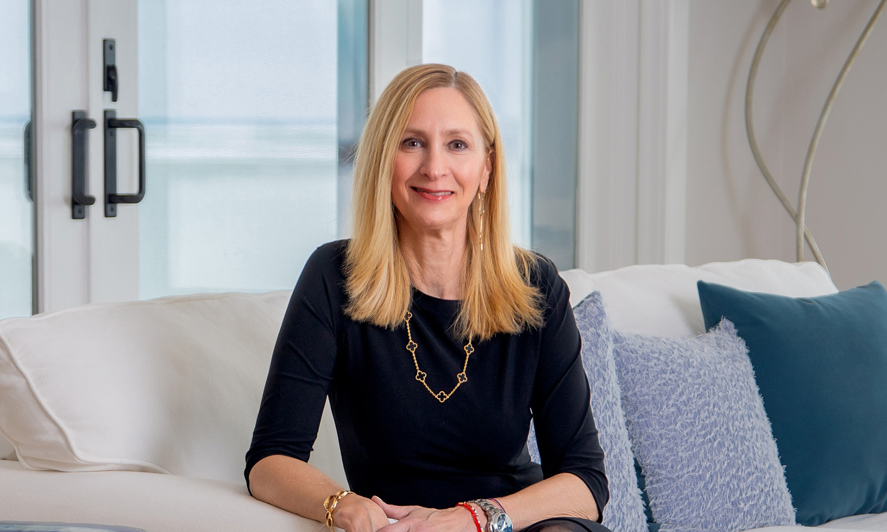 Jen Lewis - Chicago Agent Magazine