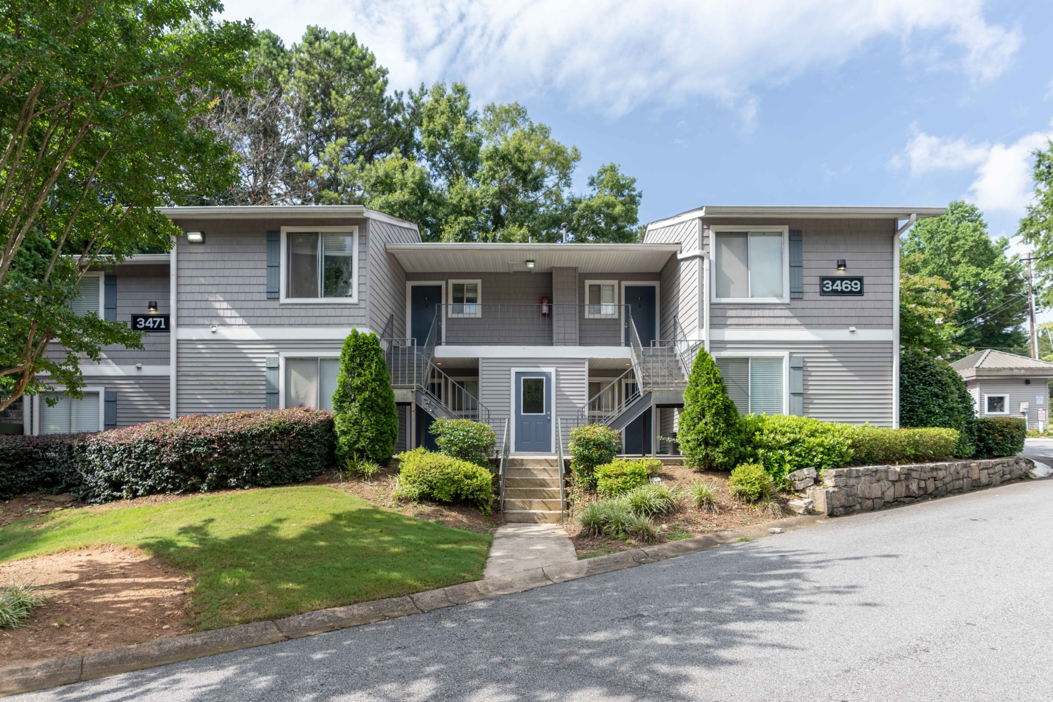 Atlanta real estate investor picks up two local apartment complexes for ...