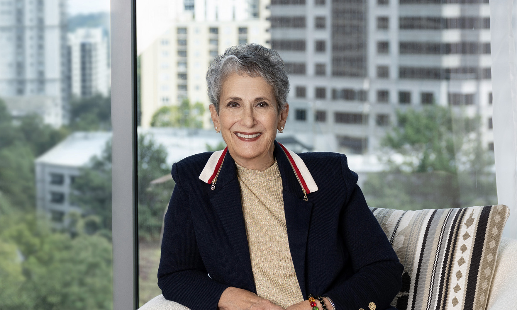 Shelly Bloom - Atlanta Agent Magazine