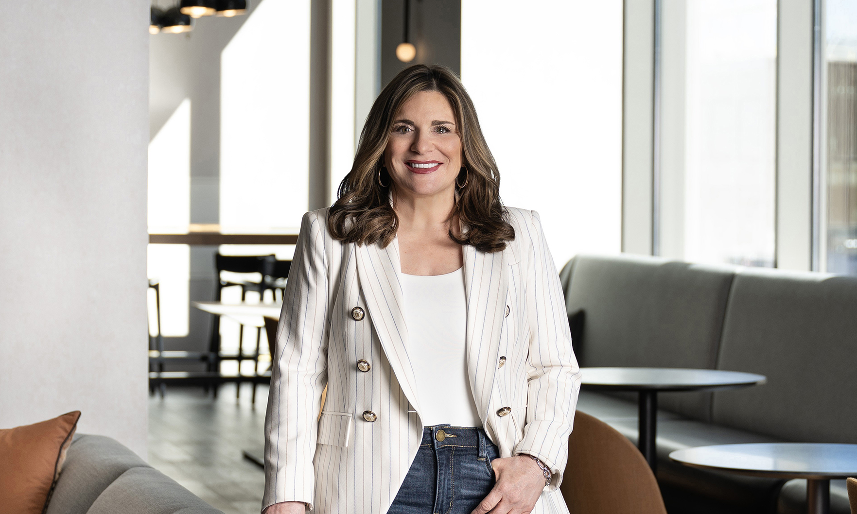 Laurie Howe Bourgeois - Boston Agent Magazine